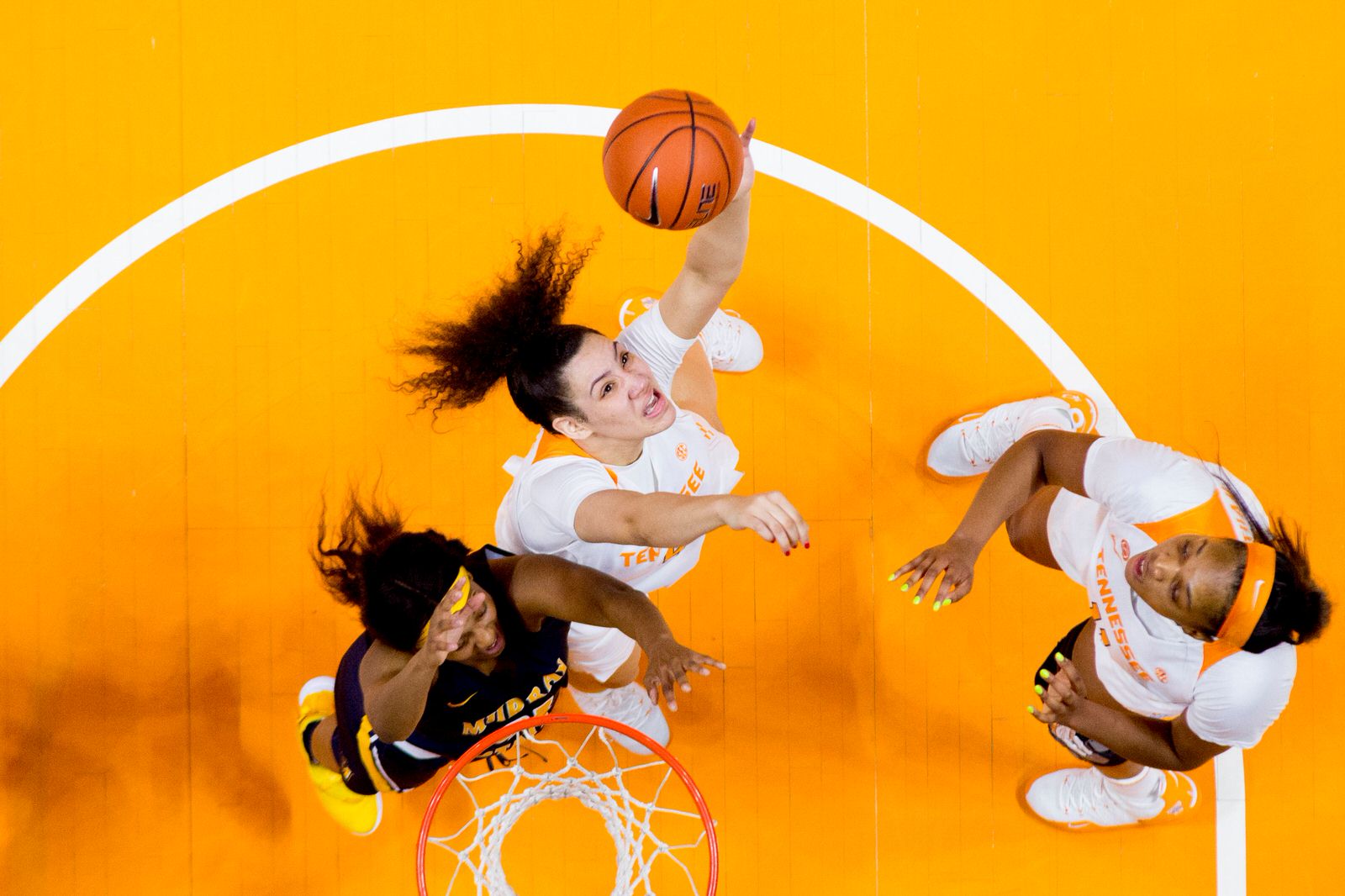 Shooting Overhead Action Photos of Tennessee Basketball | PetaPixel