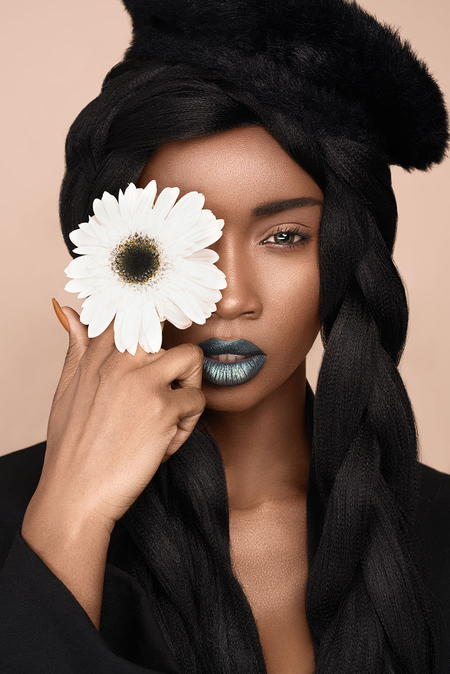 Create Interesting Catchlights for Eye-Catching Portraits | PetaPixel