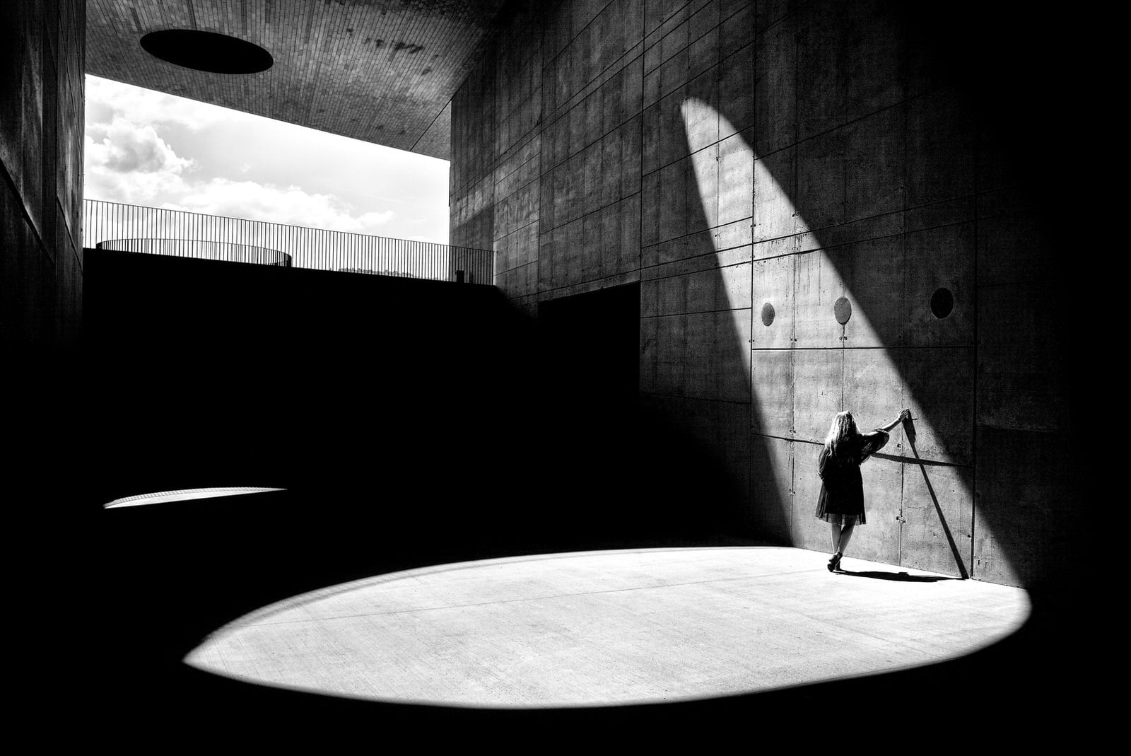 Inside the Mind of Street Photographer Alan Schaller | PetaPixel