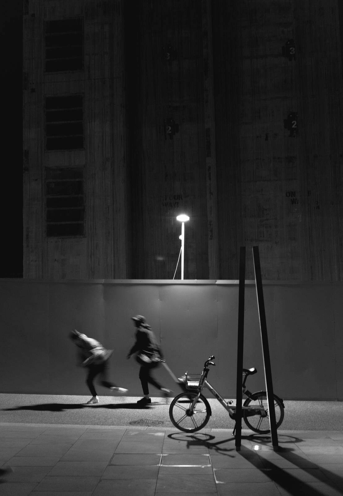 Using Slow Shutter Speeds for Street Photography | PetaPixel