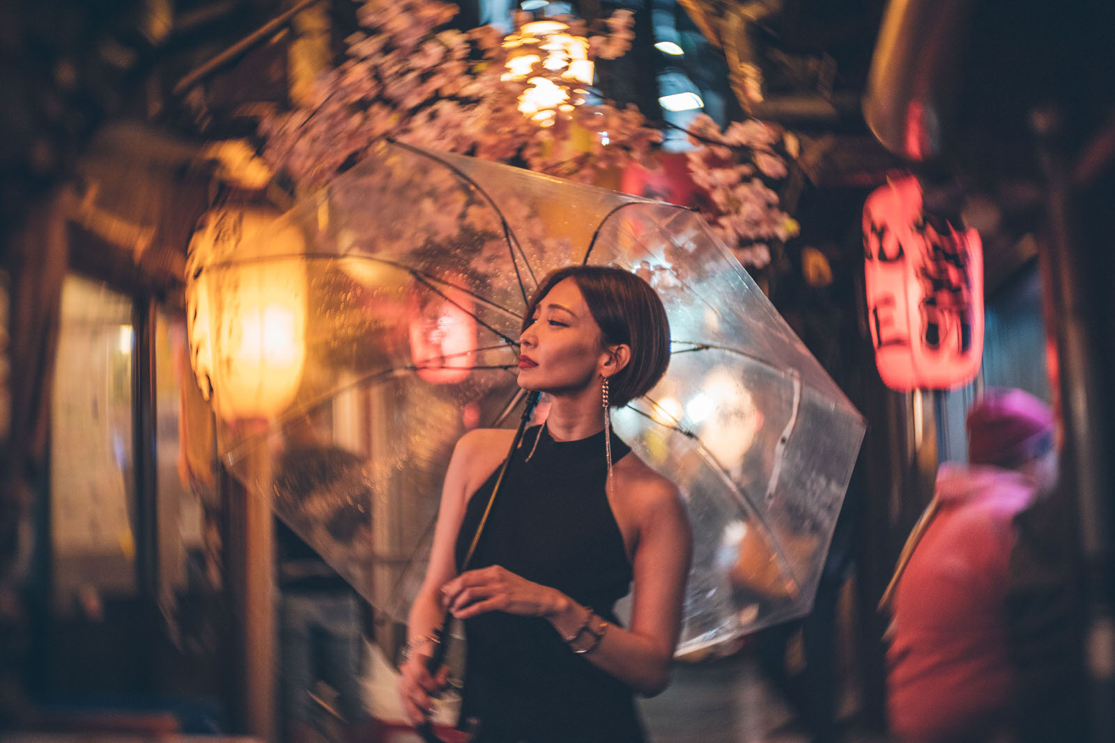Lomography Unveils the Petzval 55mm f/1.7 for Full-Frame Mirrorless ...