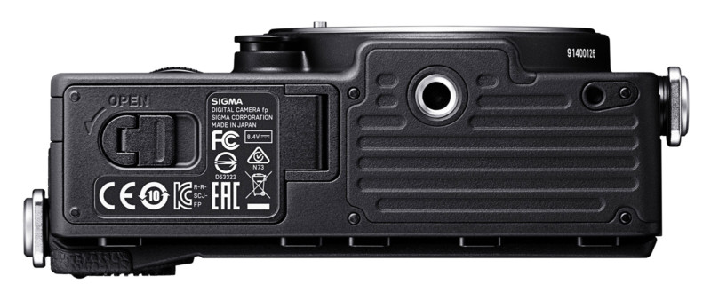 Sigma Unveils the 'fp': The World's Smallest Full-Frame Mirrorless ...