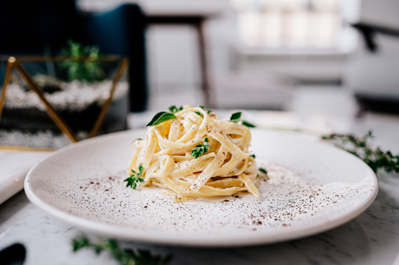Photography Challenge: Using a $3 TV Dinner to Capture 5-Star Food ...