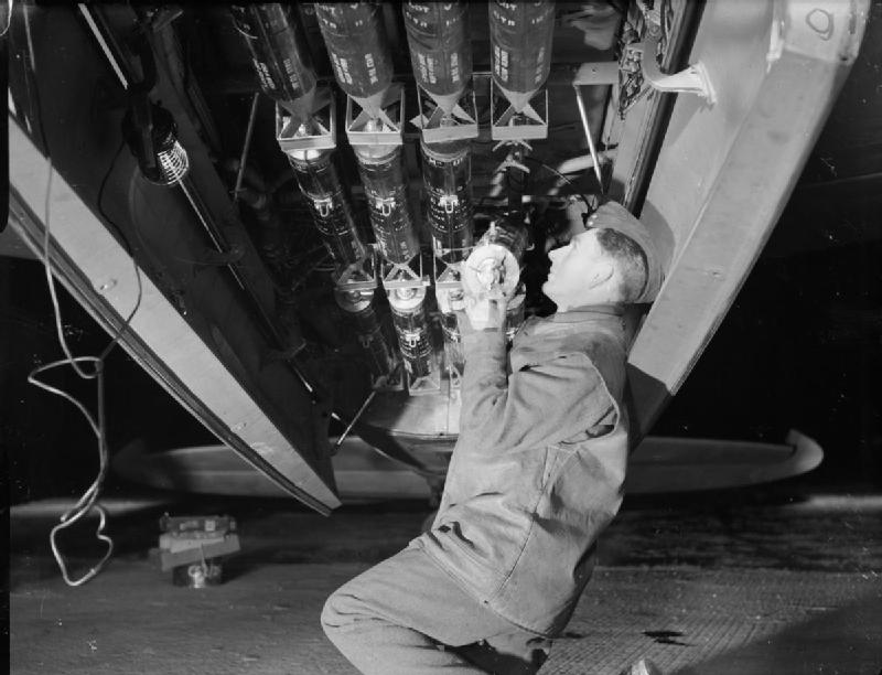 Photoflash Bombs Were Once Used to Light Nighttime Aerial Photos ...