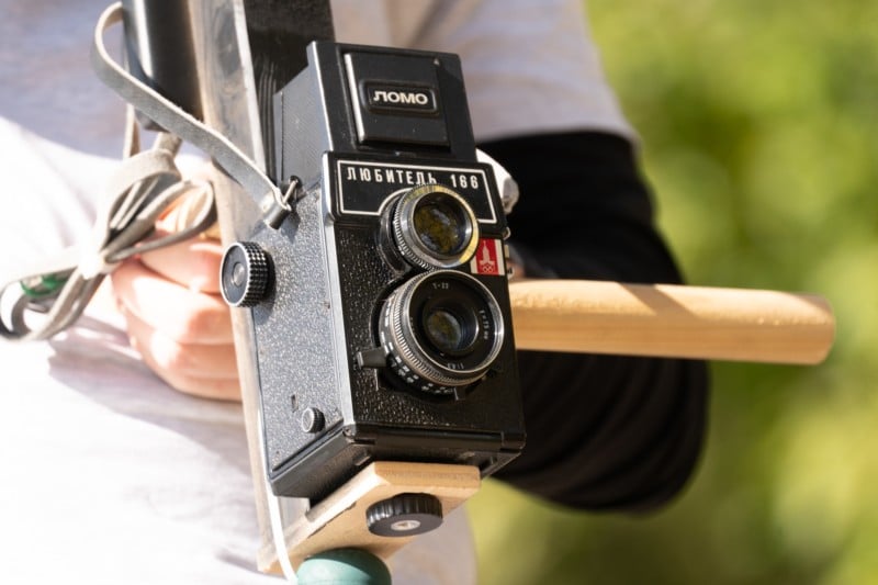 I Built This DIY Camera Rig for Shooting Through-the-Viewfinder Videos ...