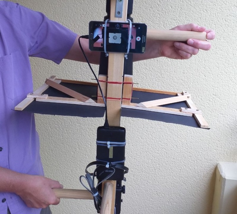 I Built This DIY Camera Rig for Shooting Through-the-Viewfinder Videos ...