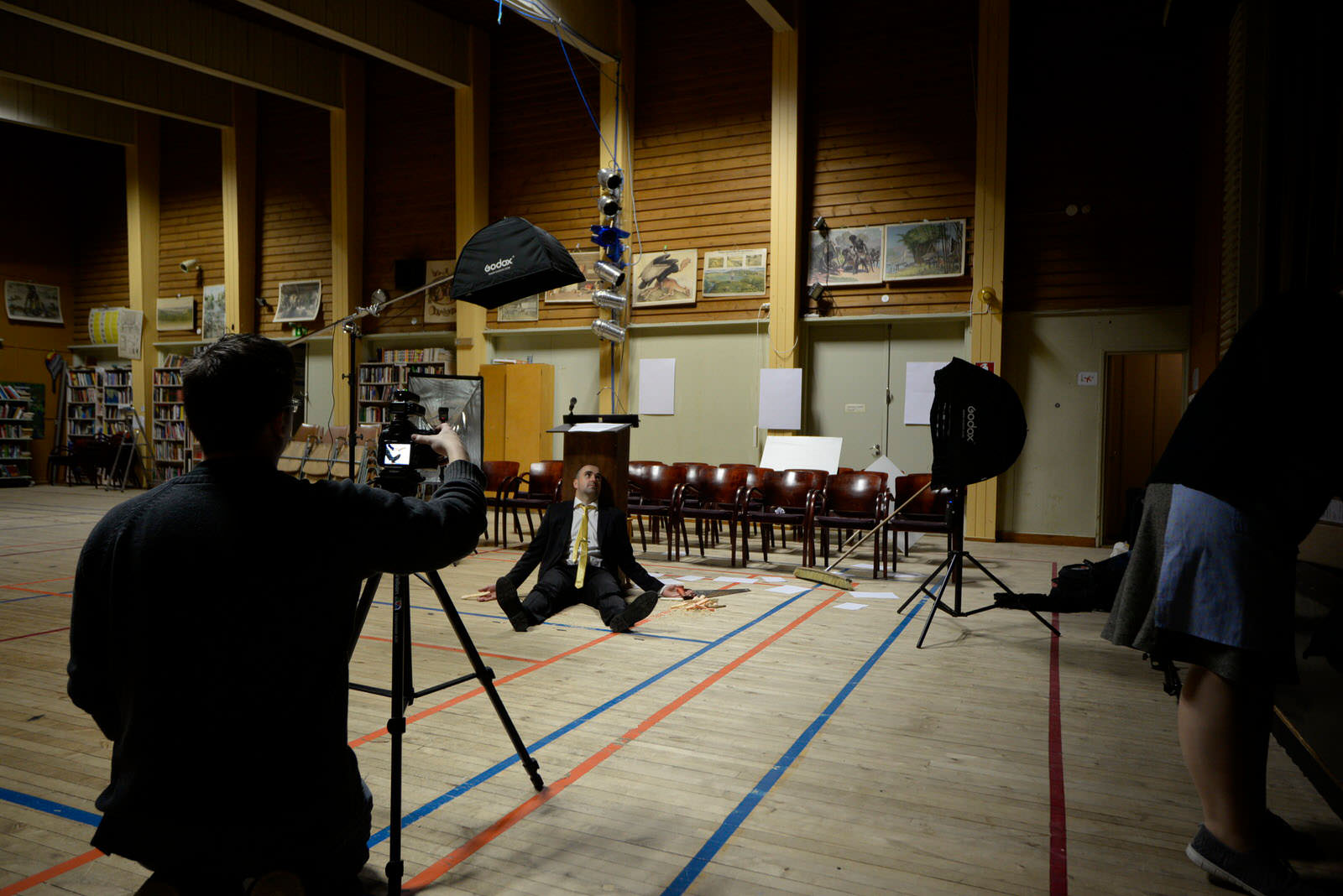 Shooting a Photo of Politicians' Empty Campaign Promises | PetaPixel