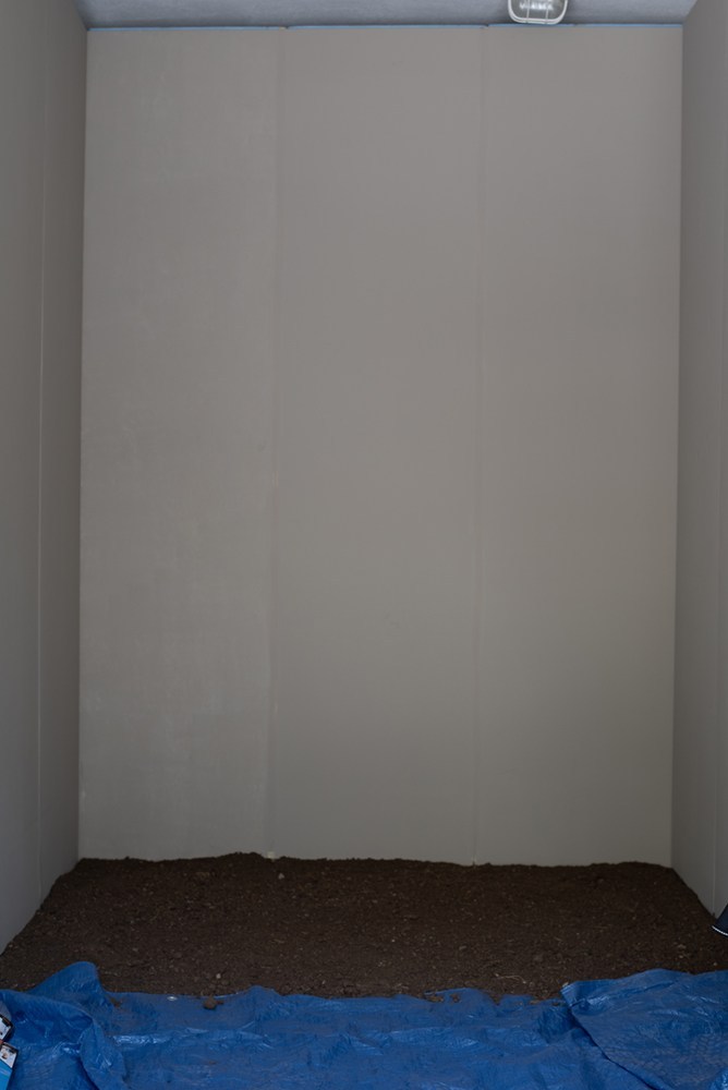 How to Build a Low Budget Photography Set | PetaPixel