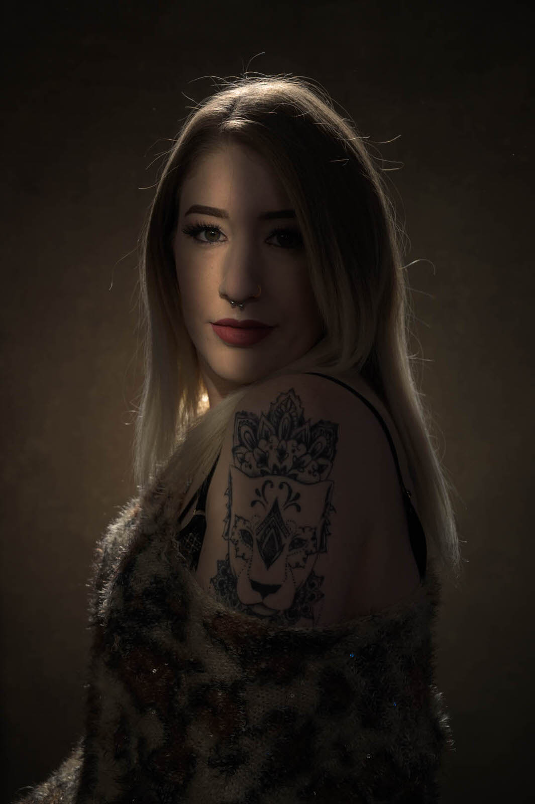 Shooting a Portrait with Light, Shadow, and Highlight | PetaPixel
