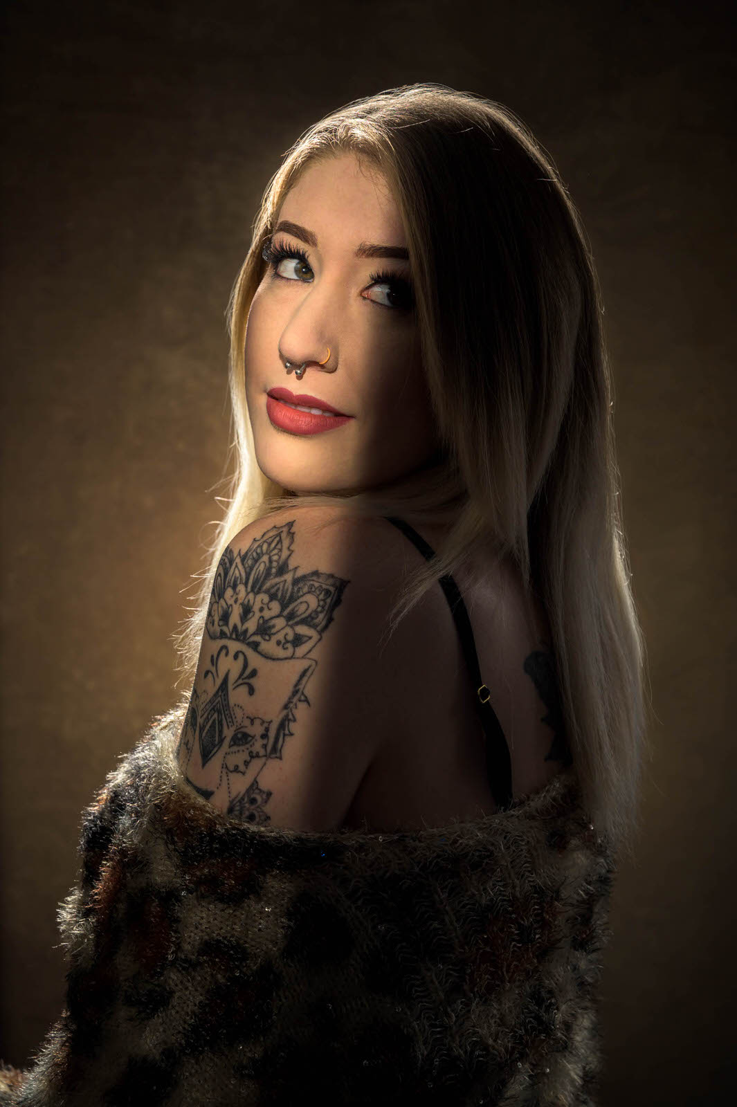 Shooting a Portrait with Light, Shadow, and Highlight | PetaPixel