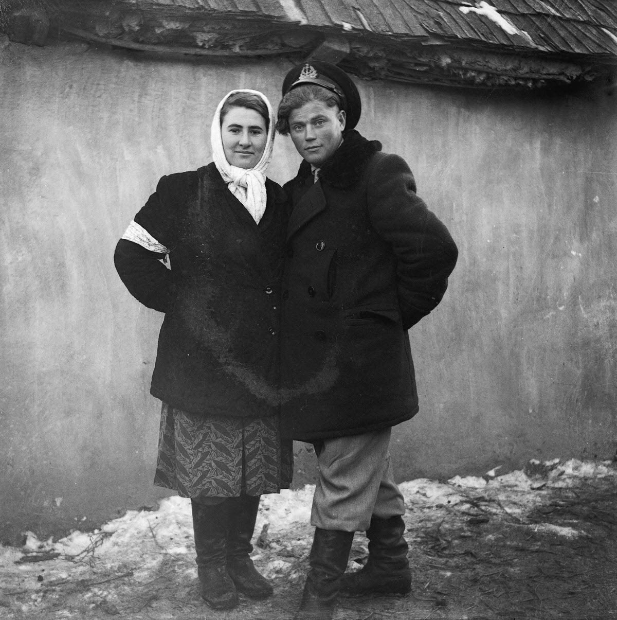 Remarkable Photos of Soviet Village Life Found In Abandoned House ...
