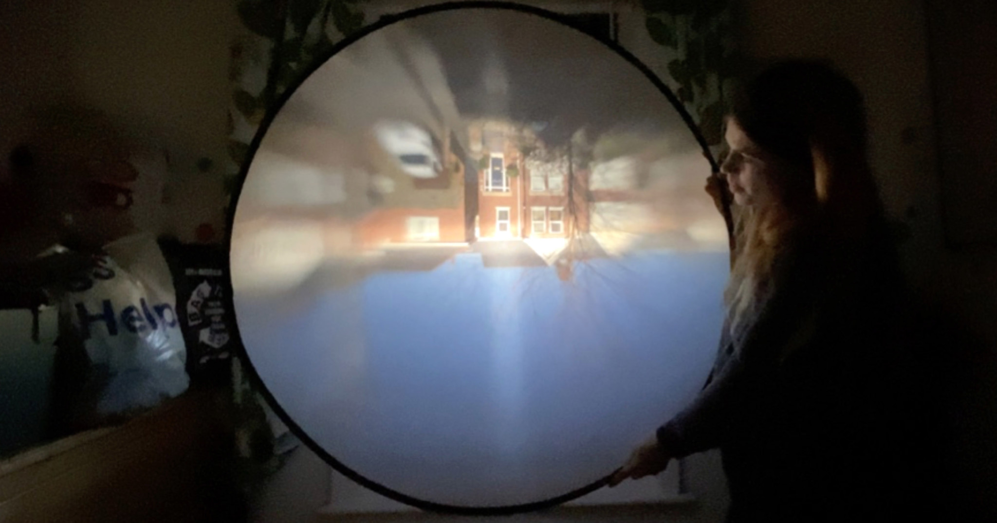 How to Turn Your Bedroom Into a Giant Camera and Use it to Make ...
