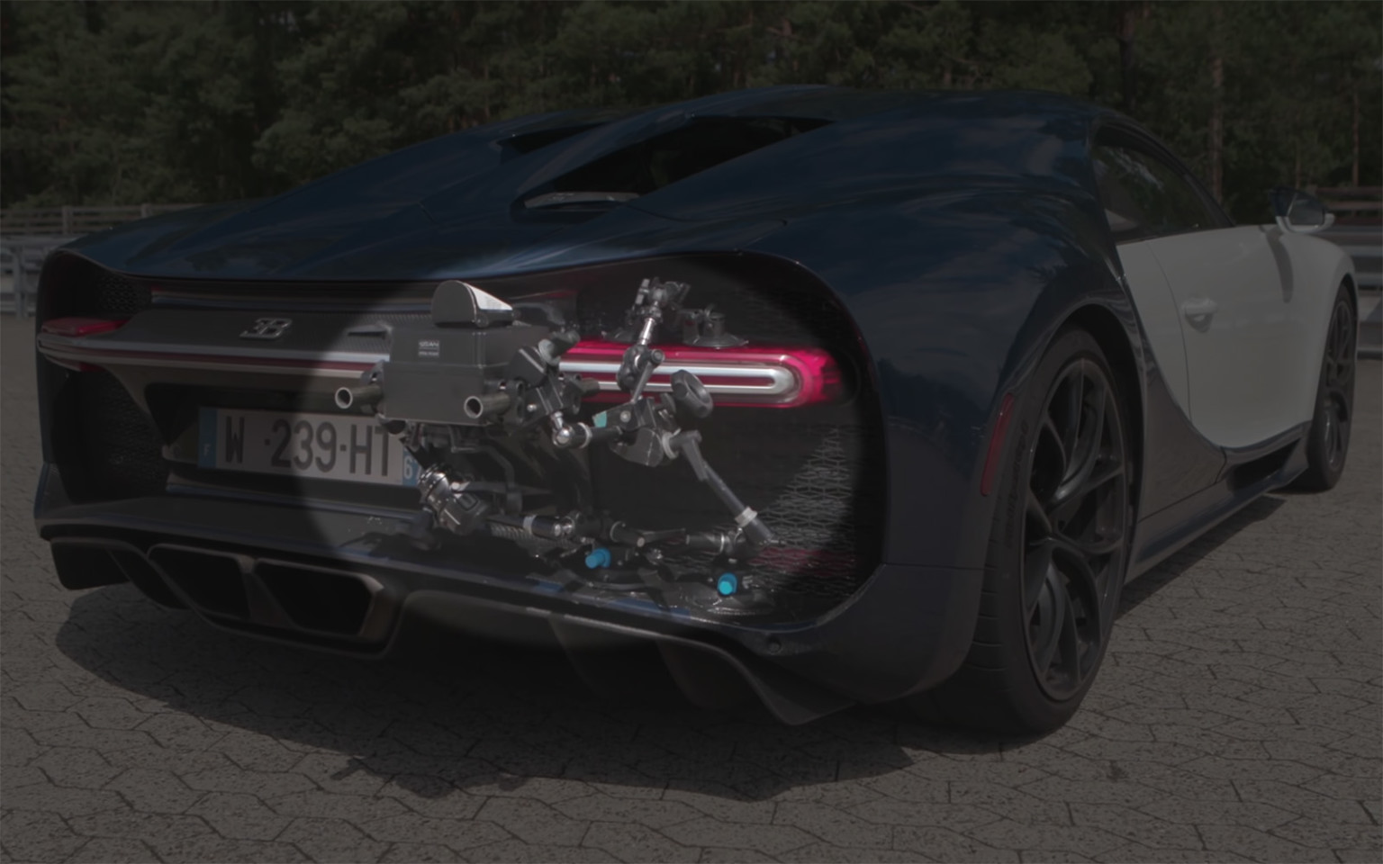Behind the Scenes: Shooting a Bugatti Chiron Going from 0 to 250mph ...