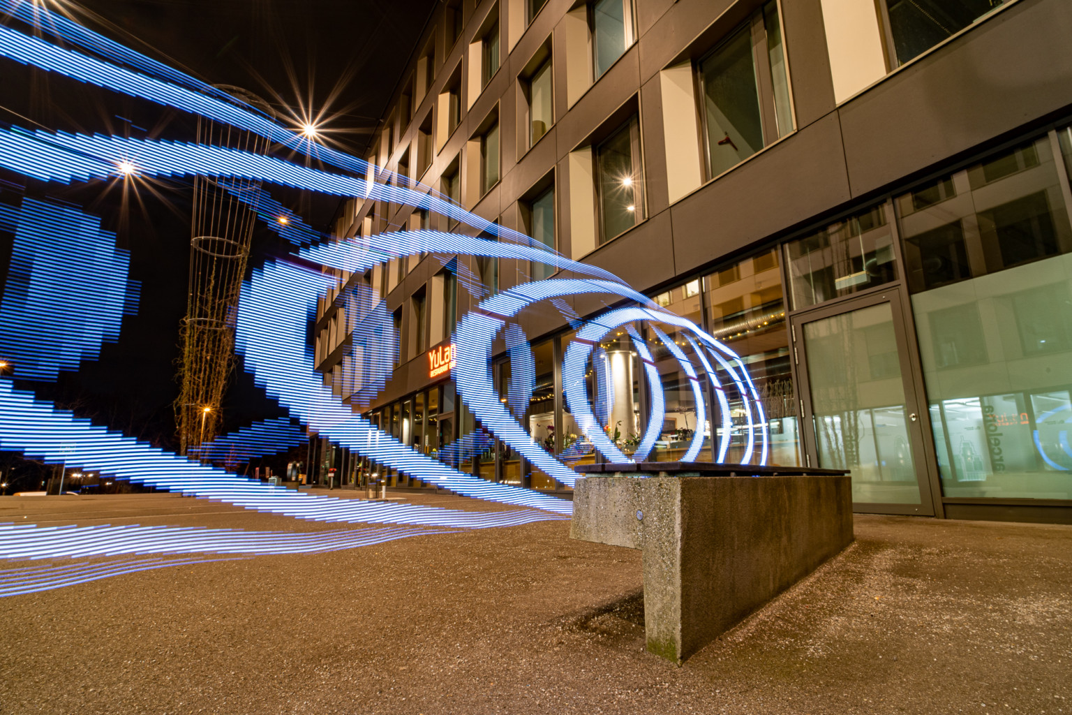 How to Build a DIY 'Pixelstick' for About $22 | PetaPixel