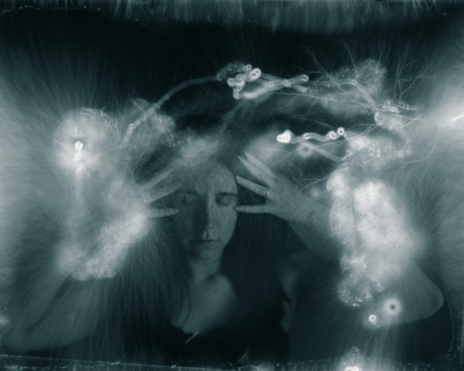 This is What Happens When You Zap Exposed Film with Static Electricity ...