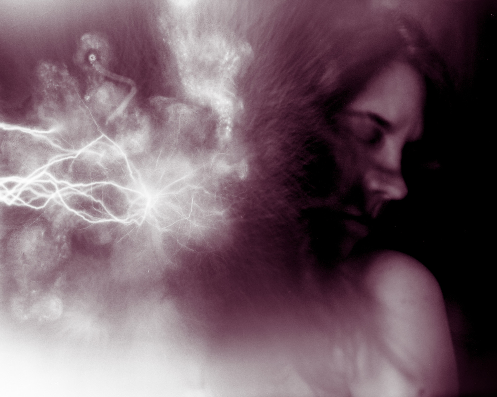 This is What Happens When You Zap Exposed Film with Static Electricity ...