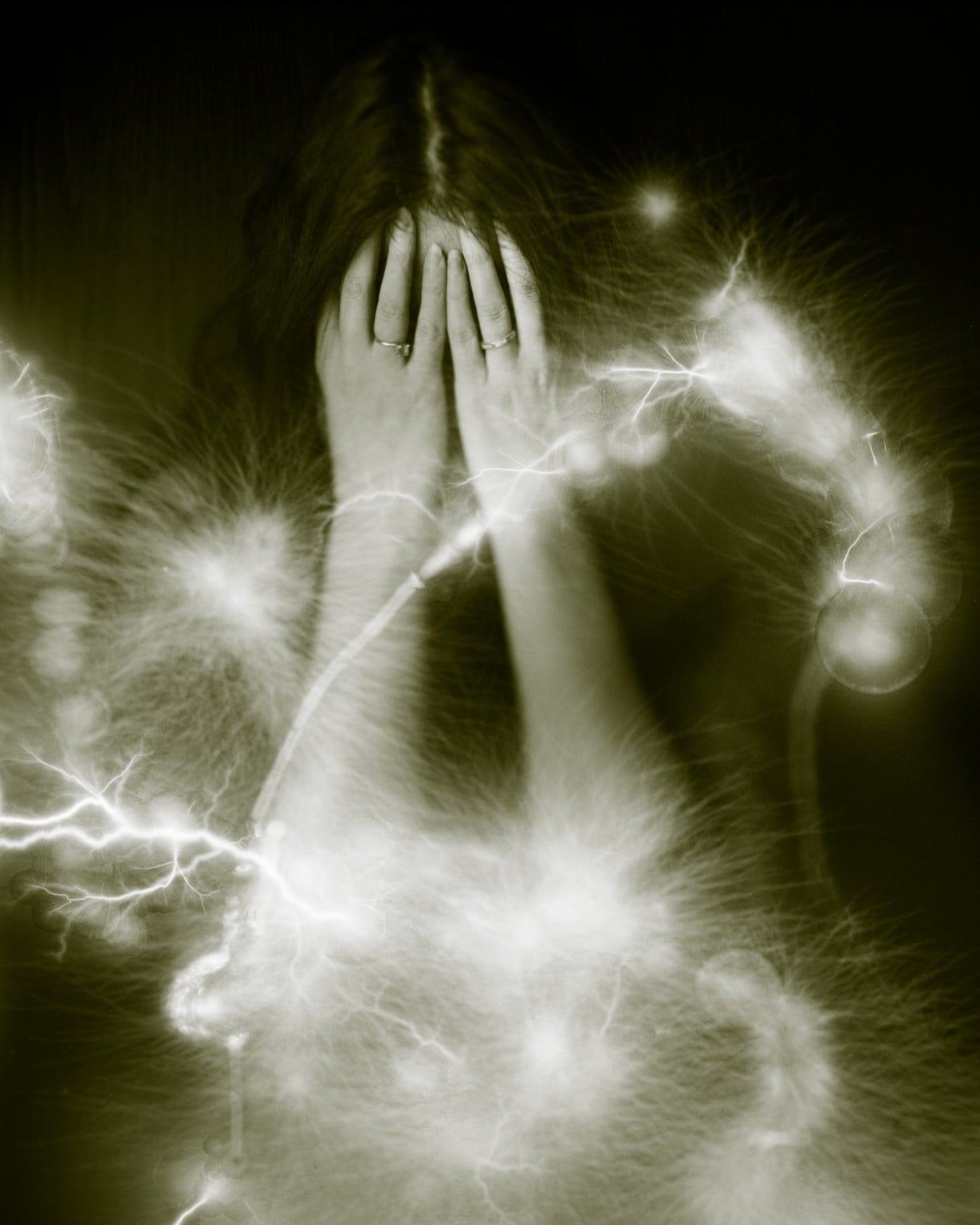 This is What Happens When You Zap Exposed Film with Static Electricity ...