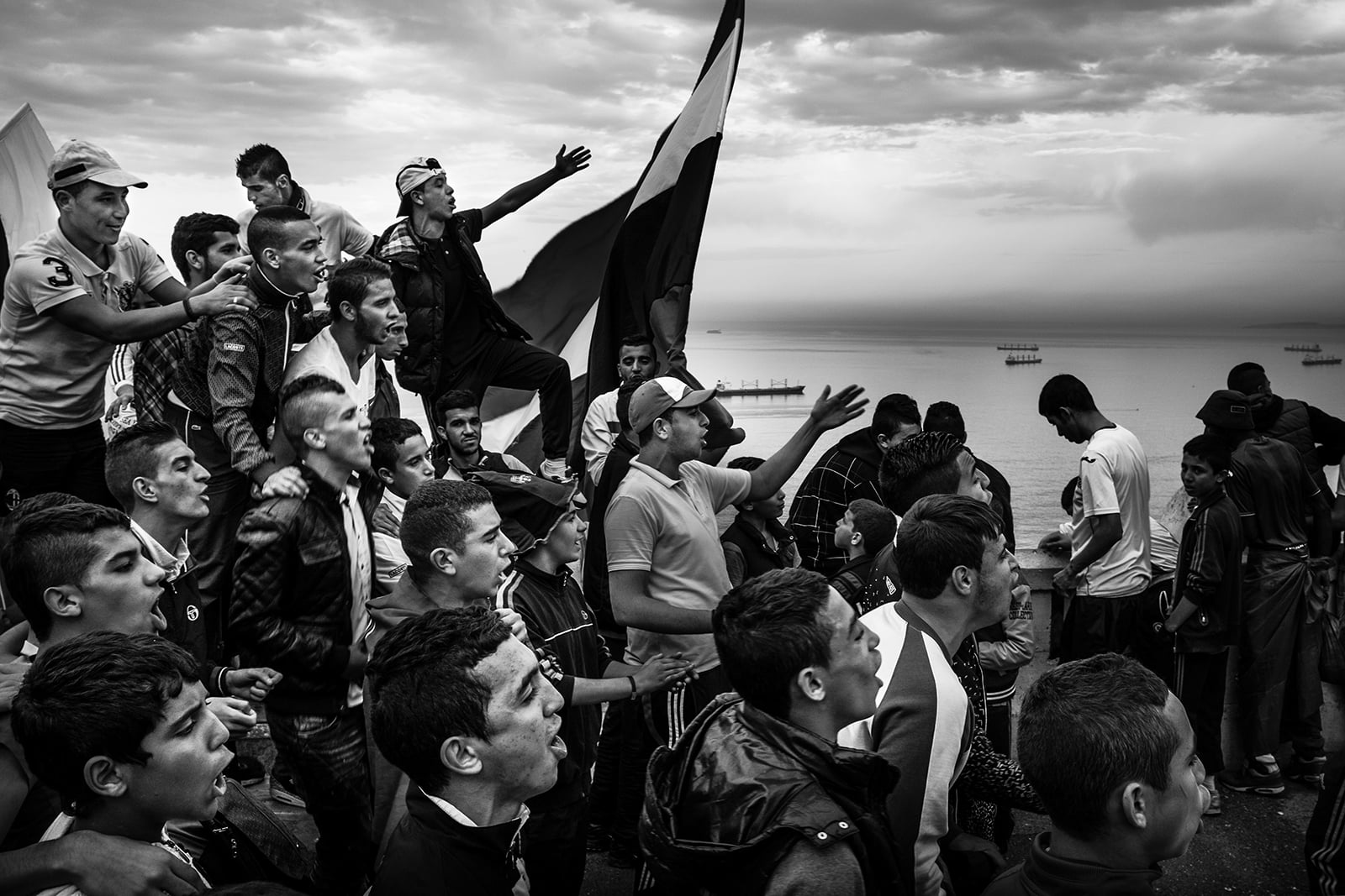 Striking Protest Photo Wins World Press Photo of the Year | PetaPixel
