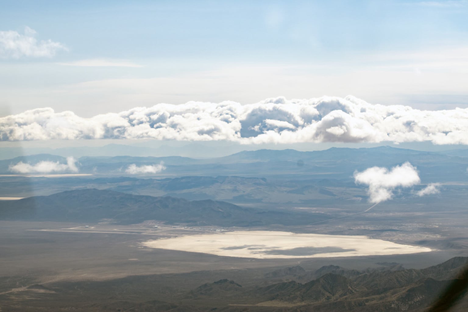 This Pilot Took Rare Aerial Photos of Area 51 | PetaPixel
