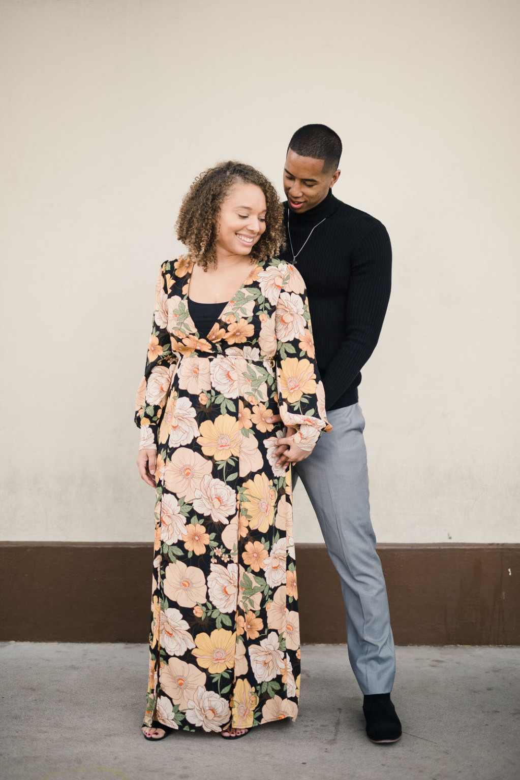 How to Pose Regular Couples for Engagement Photos | PetaPixel