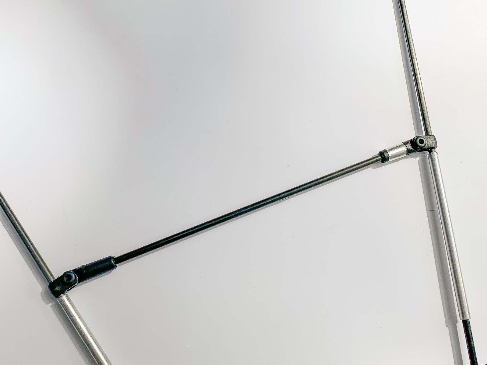 Make This DIY 2-Legged Leaning Light Stand for Tight Indoor Shoots ...