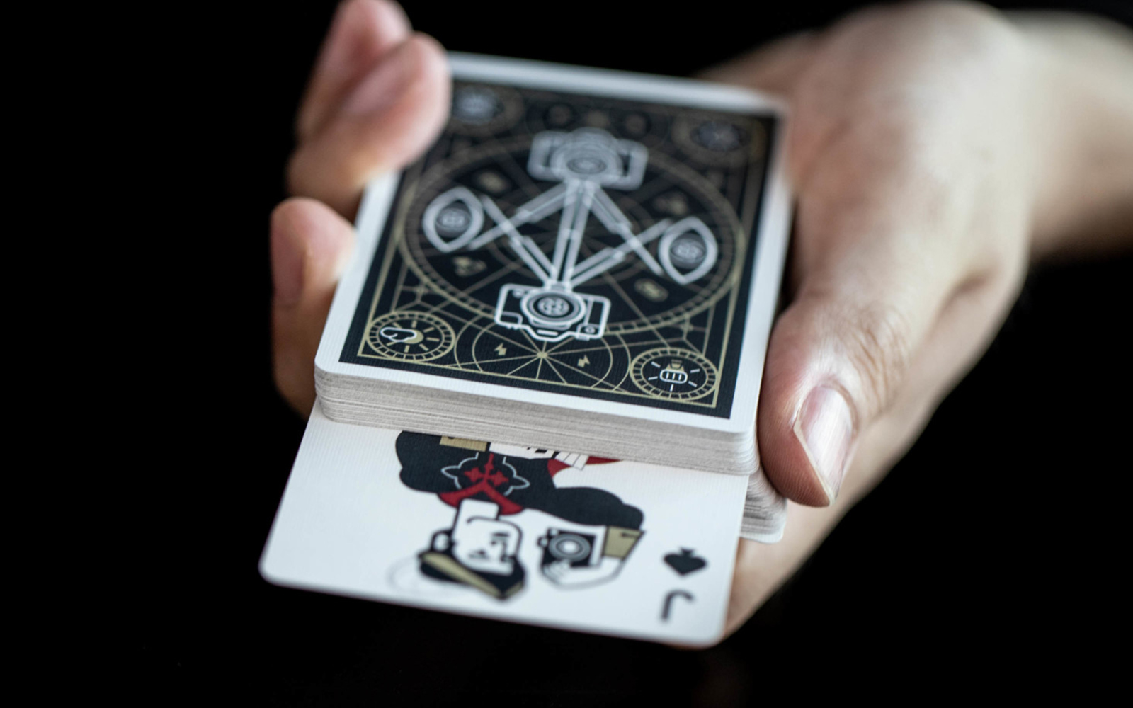 These Camera-Themed Playing Cards are Also a Photography Cheat Sheet ...