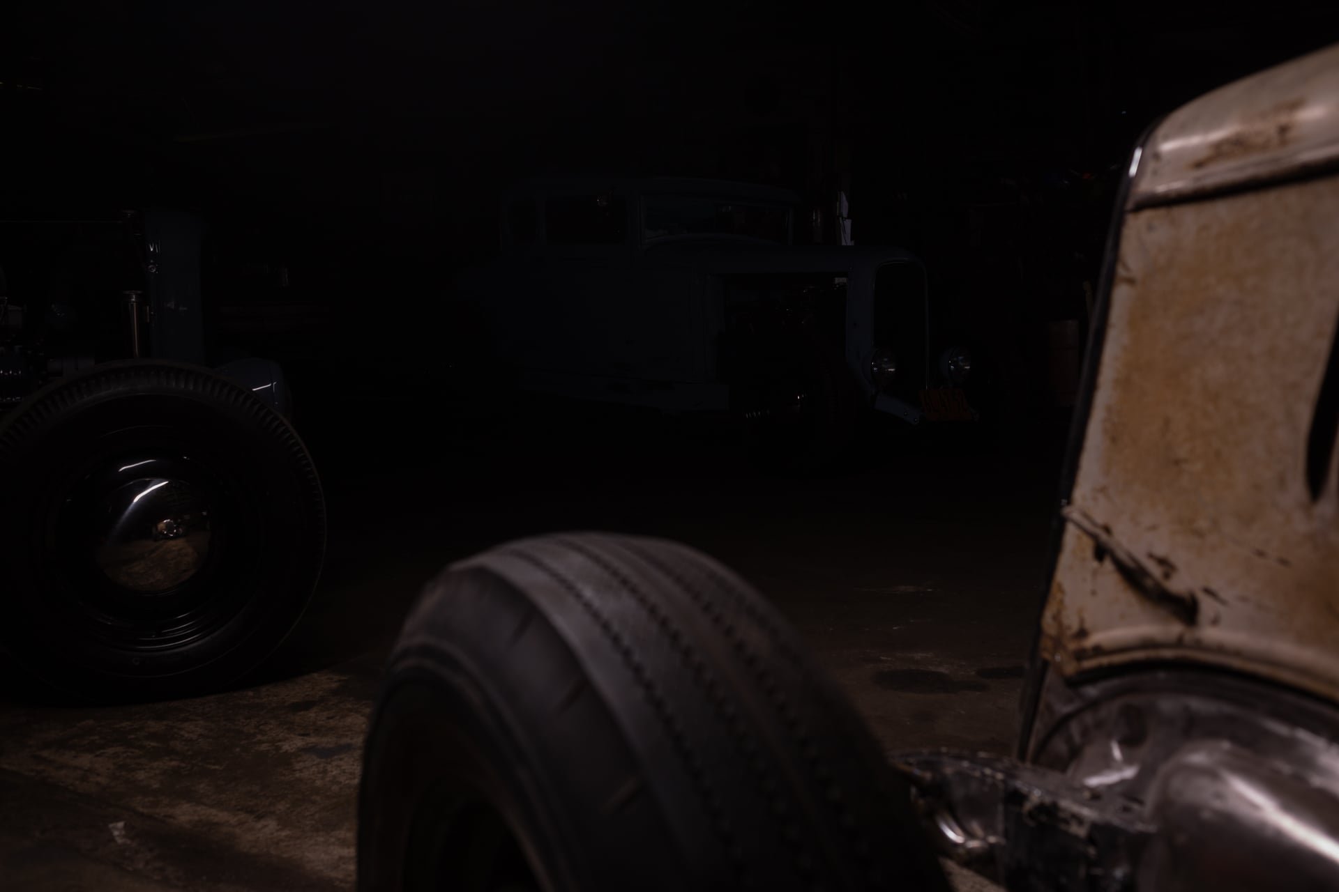 How to Use Light Painting to Capture Dramatic Car Photography | PetaPixel