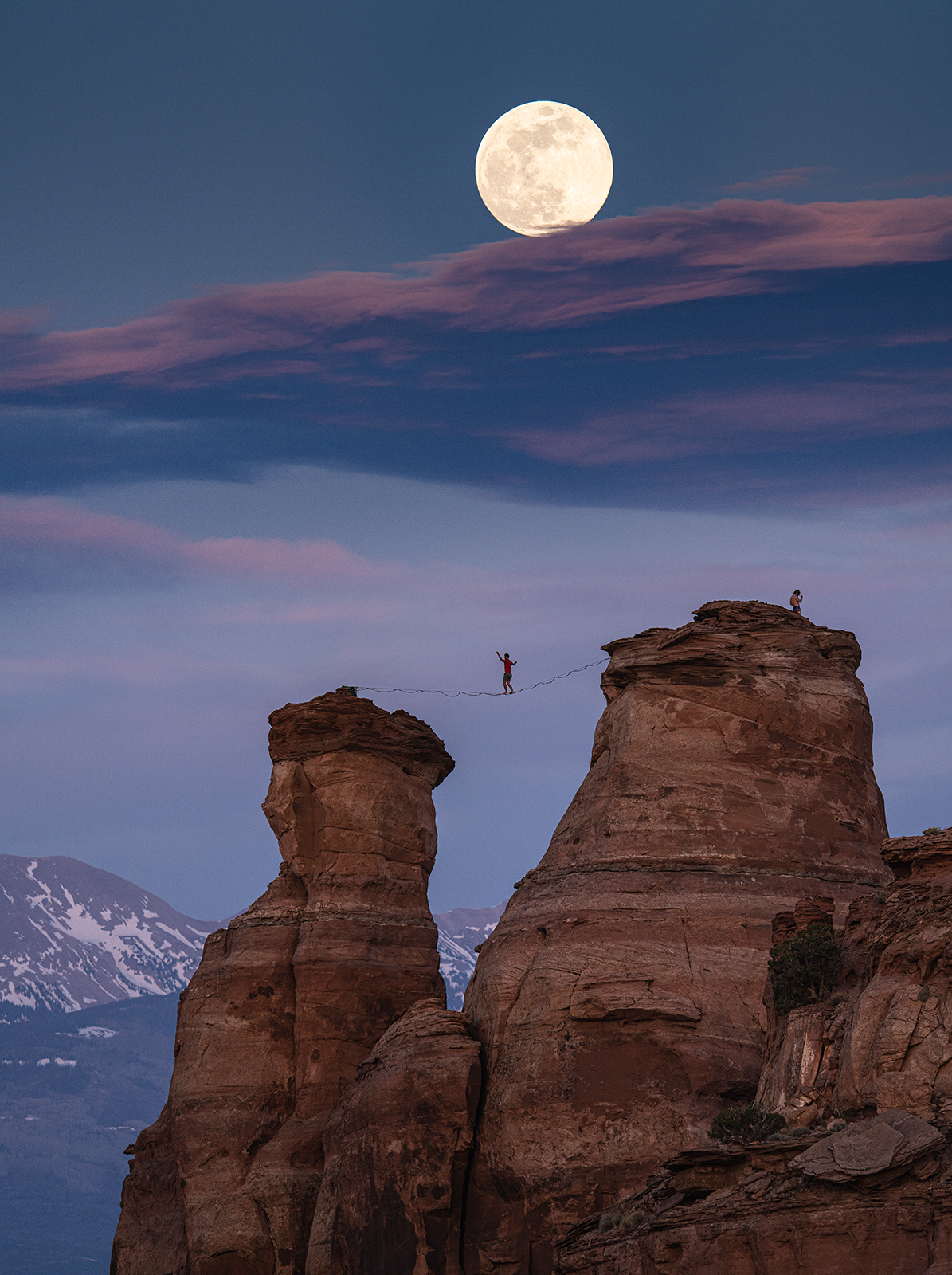 This Incredible 'MoonWalk' Photo Was Captured in a Single Shot | PetaPixel