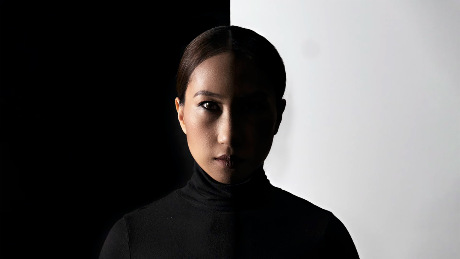 How to Shoot Dramatic Portraits with a Point and Shoot Camera and One ...