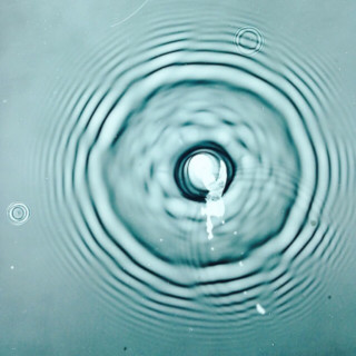 How to Do Water Ripple Tank Shadow Photography | PetaPixel