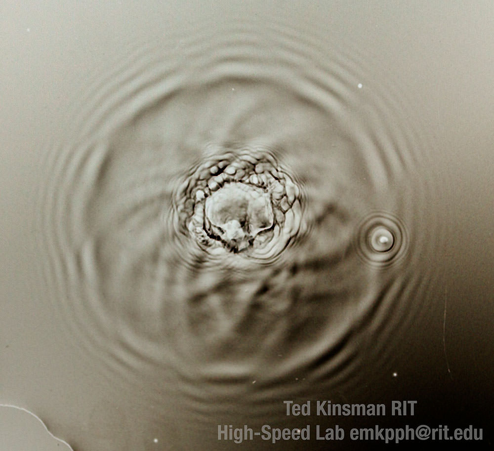 How to Do Water Ripple Tank Shadow Photography | PetaPixel