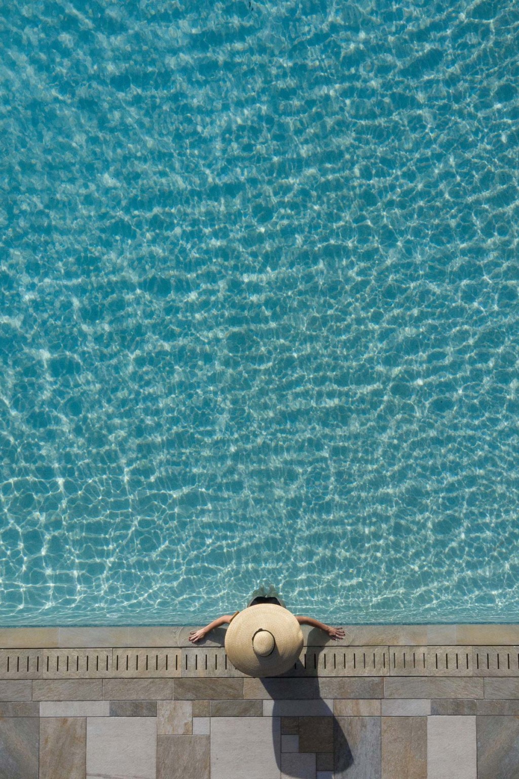 Minimalist Photos of Swimming Pools from Above | PetaPixel