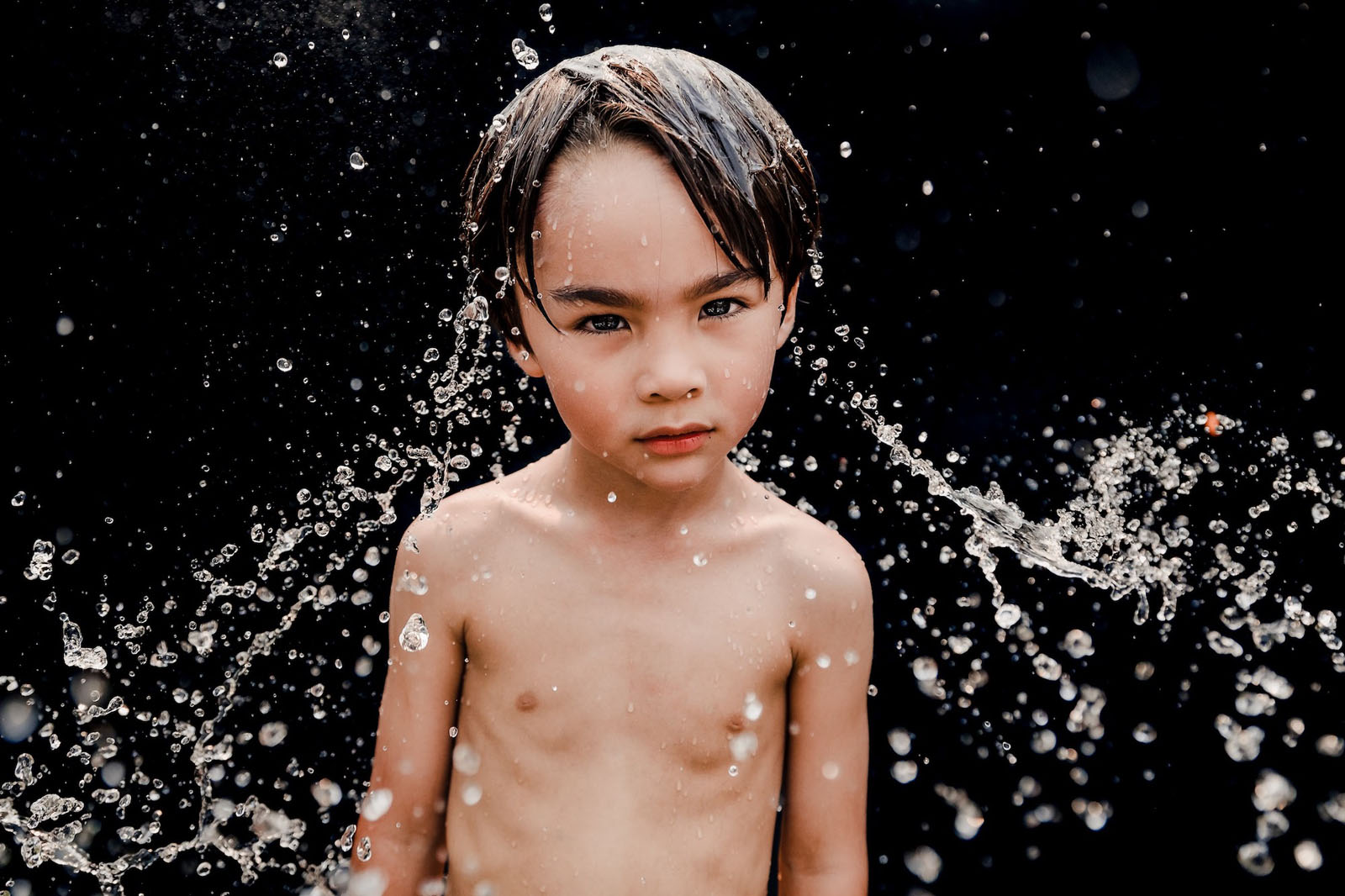 How to Shoot 'Water Hat' Portraits On the Cheap | PetaPixel