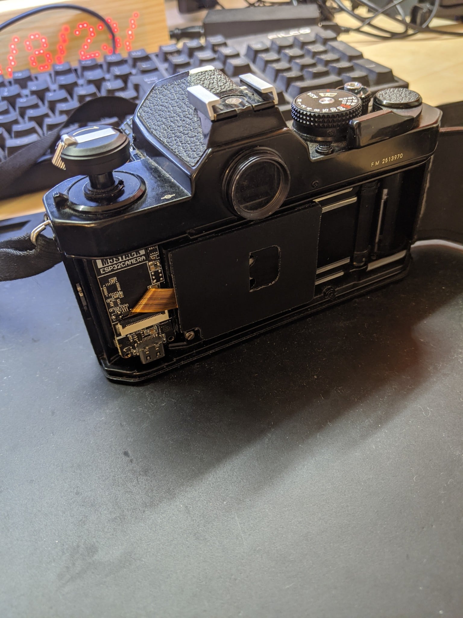 This Guy Converted His Nikon FM Into a Digital Camera with a Custom ...