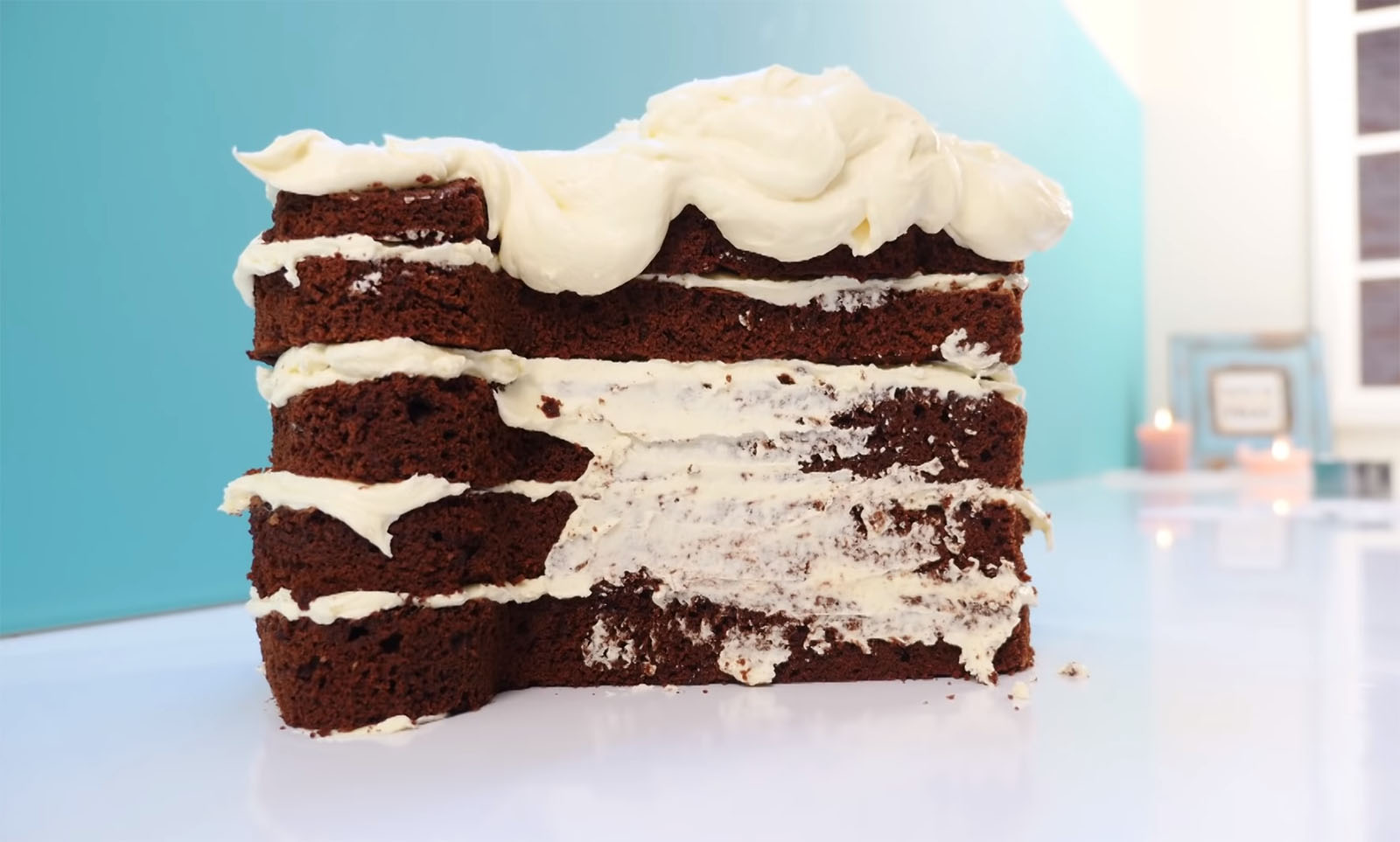 How to Bake an Ultra-Realistic Camera Cake | PetaPixel