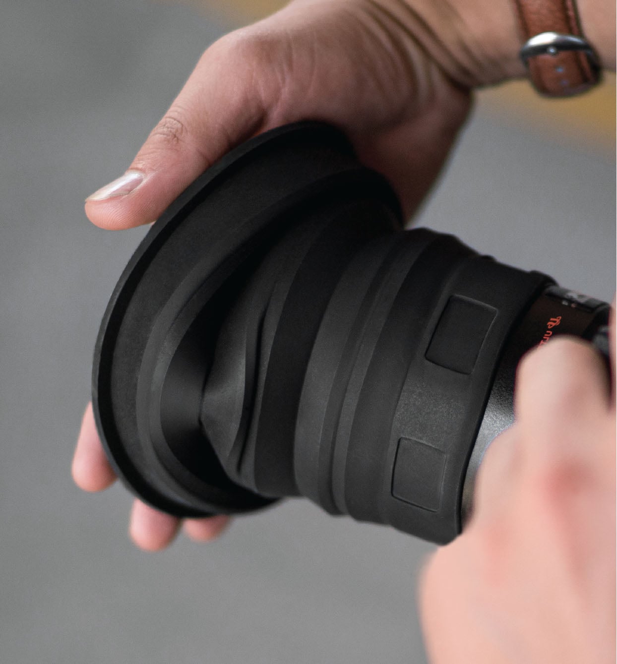 This Universal Lens Hood is One Lens Hood to Rule Them All - Top Tech News