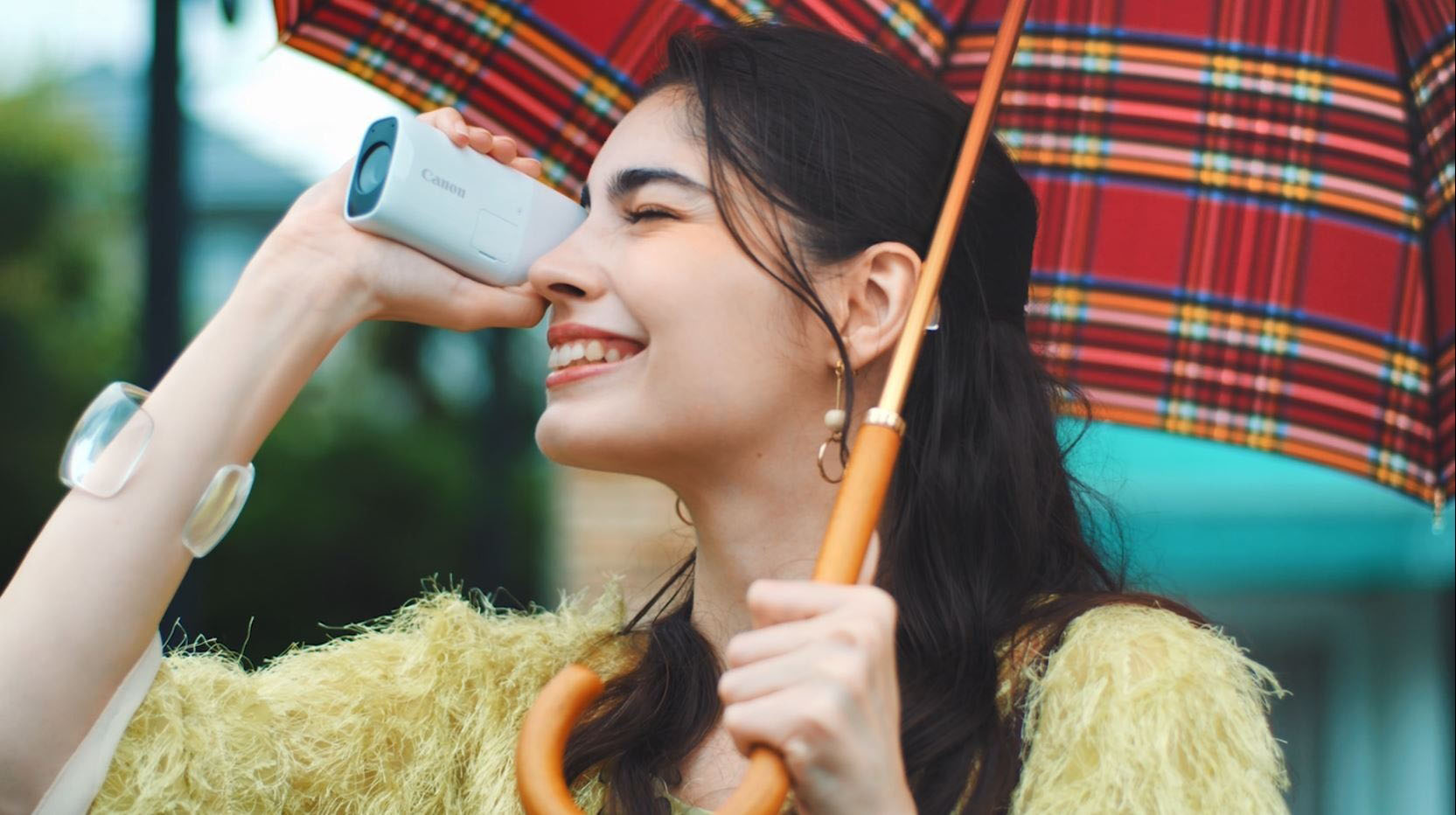 Canon Unveils the PowerShot Zoom, A Strange Monocular Camera | PetaPixel