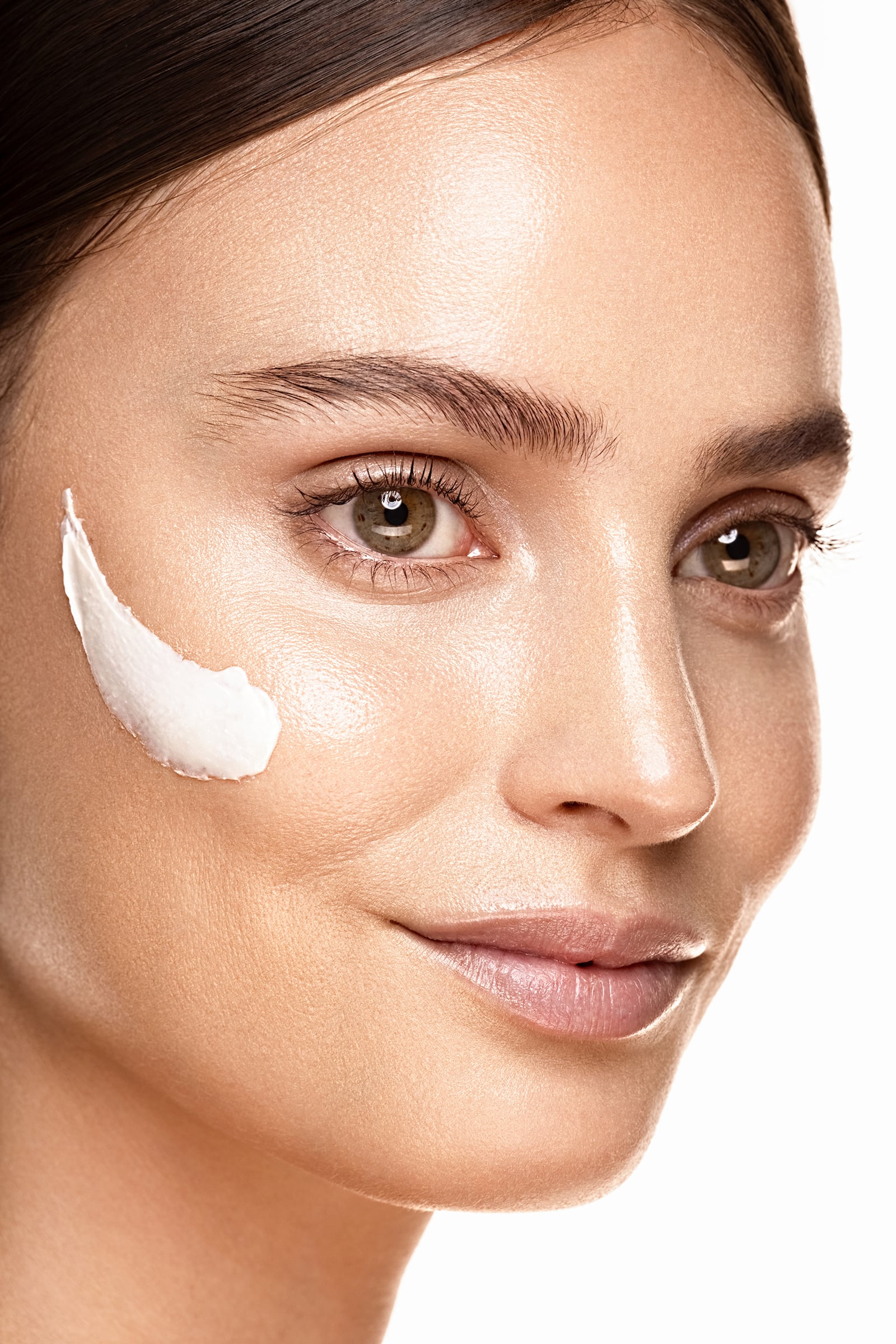 Three 'Foolproof' Beauty Lighting Setups Using a Beauty Dish | PetaPixel