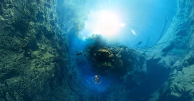 This 826.9MP Photo is the World's Largest Underwater Panorama | PetaPixel
