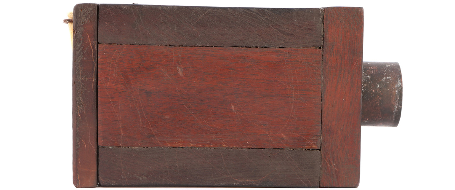 Camera Made of Wood, Brass, and Bone May Be the Oldest Up For Sale ...