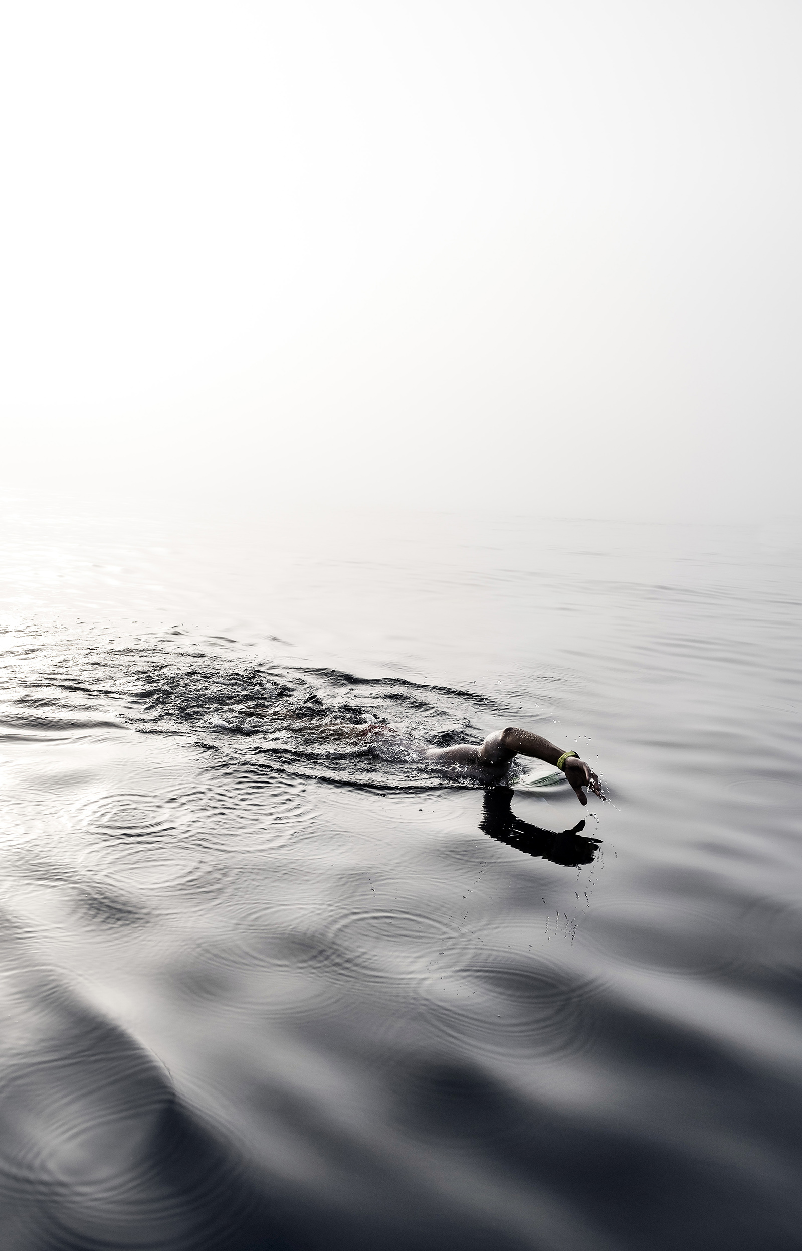 These Photos Document an Incredible 28-Hour, 62-Mile Open-Water Swim ...