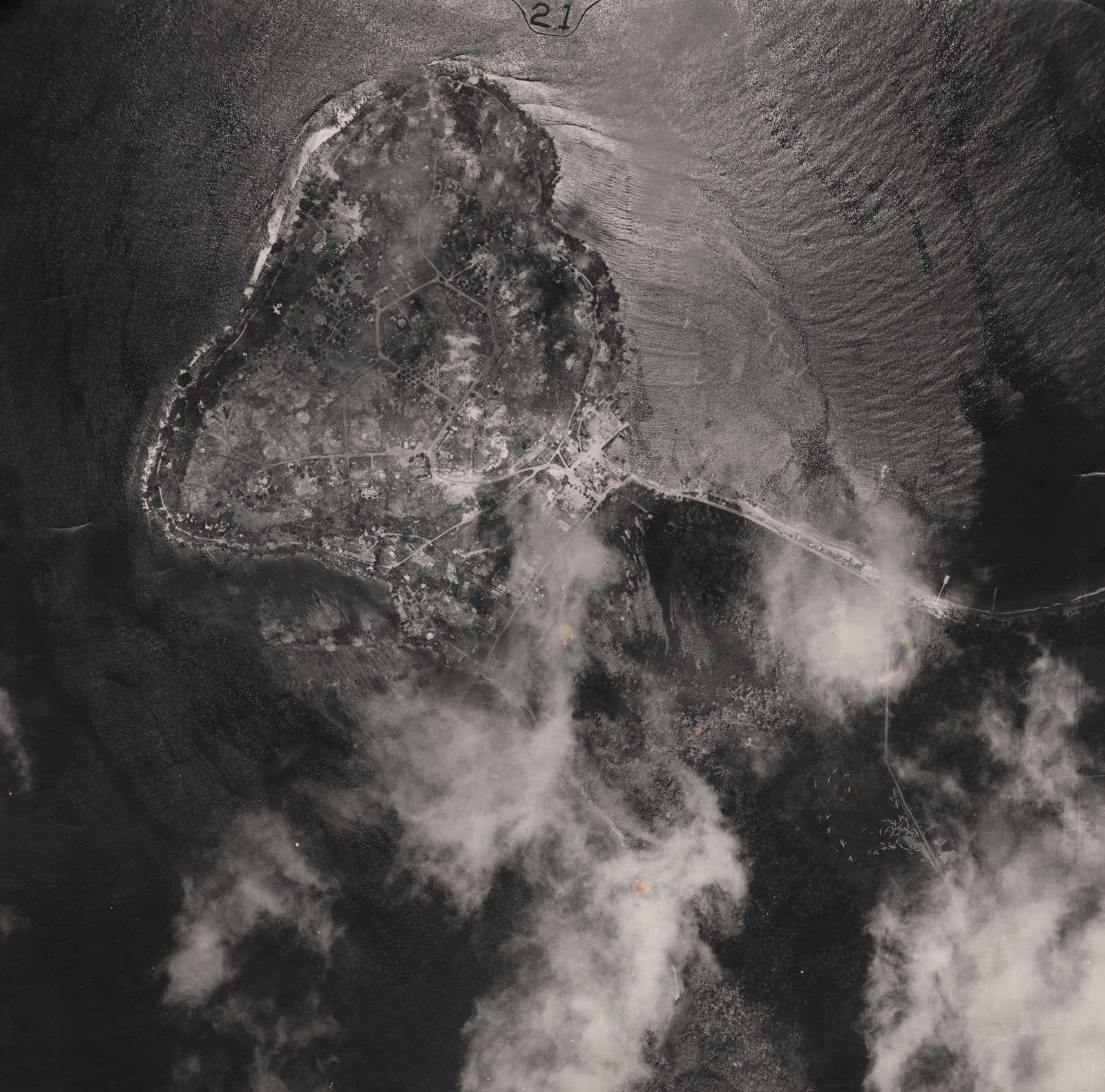 These Photos Were Shot Handheld Out a B-24 Bomb Bay in WWII | PetaPixel