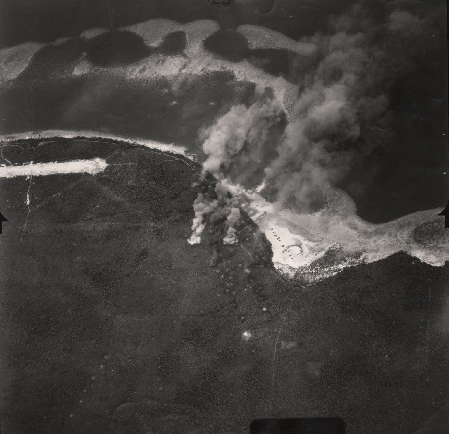 These Photos Were Shot Handheld Out a B-24 Bomb Bay in WWII | PetaPixel