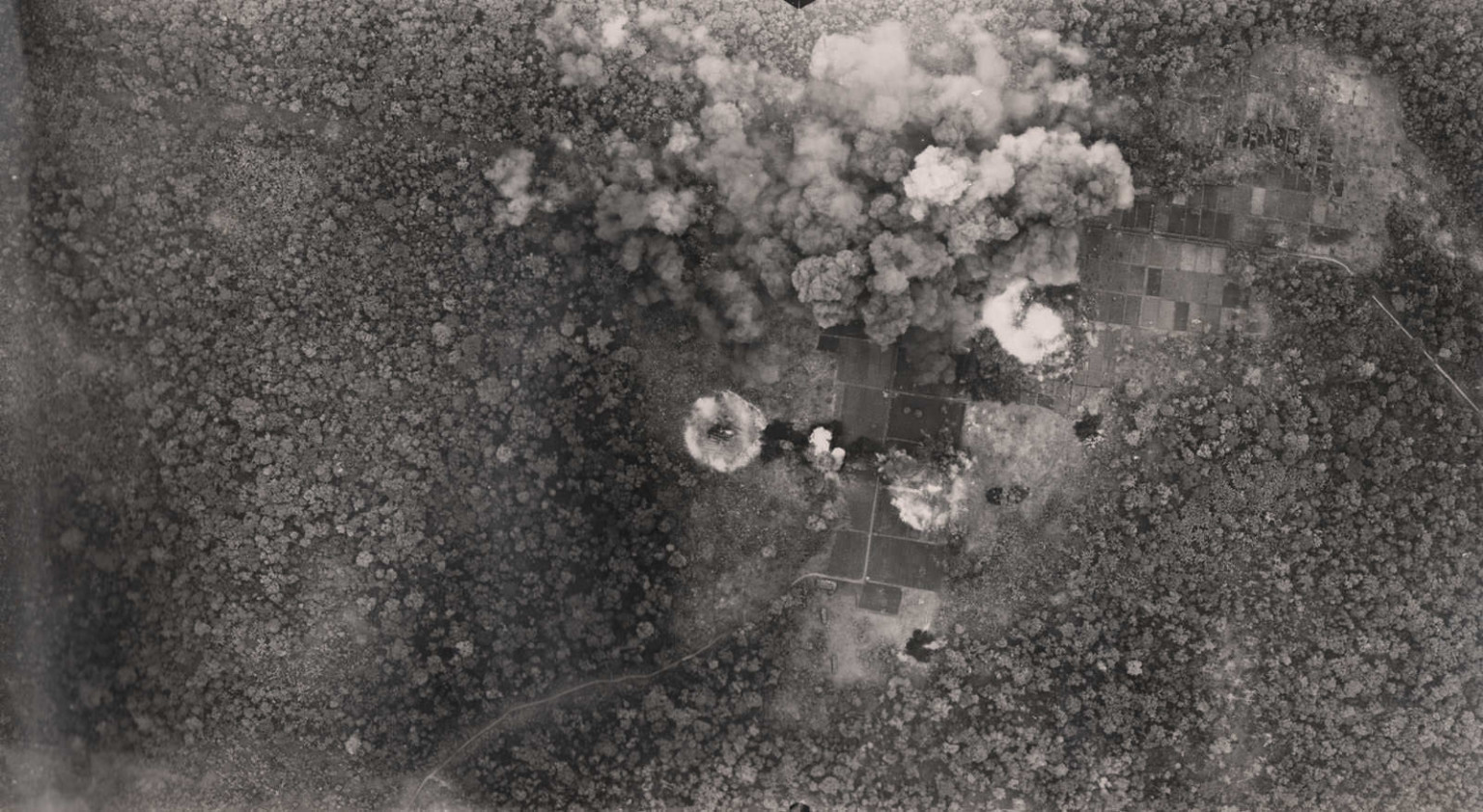 These Photos Were Shot Handheld Out a B-24 Bomb Bay in WWII | PetaPixel