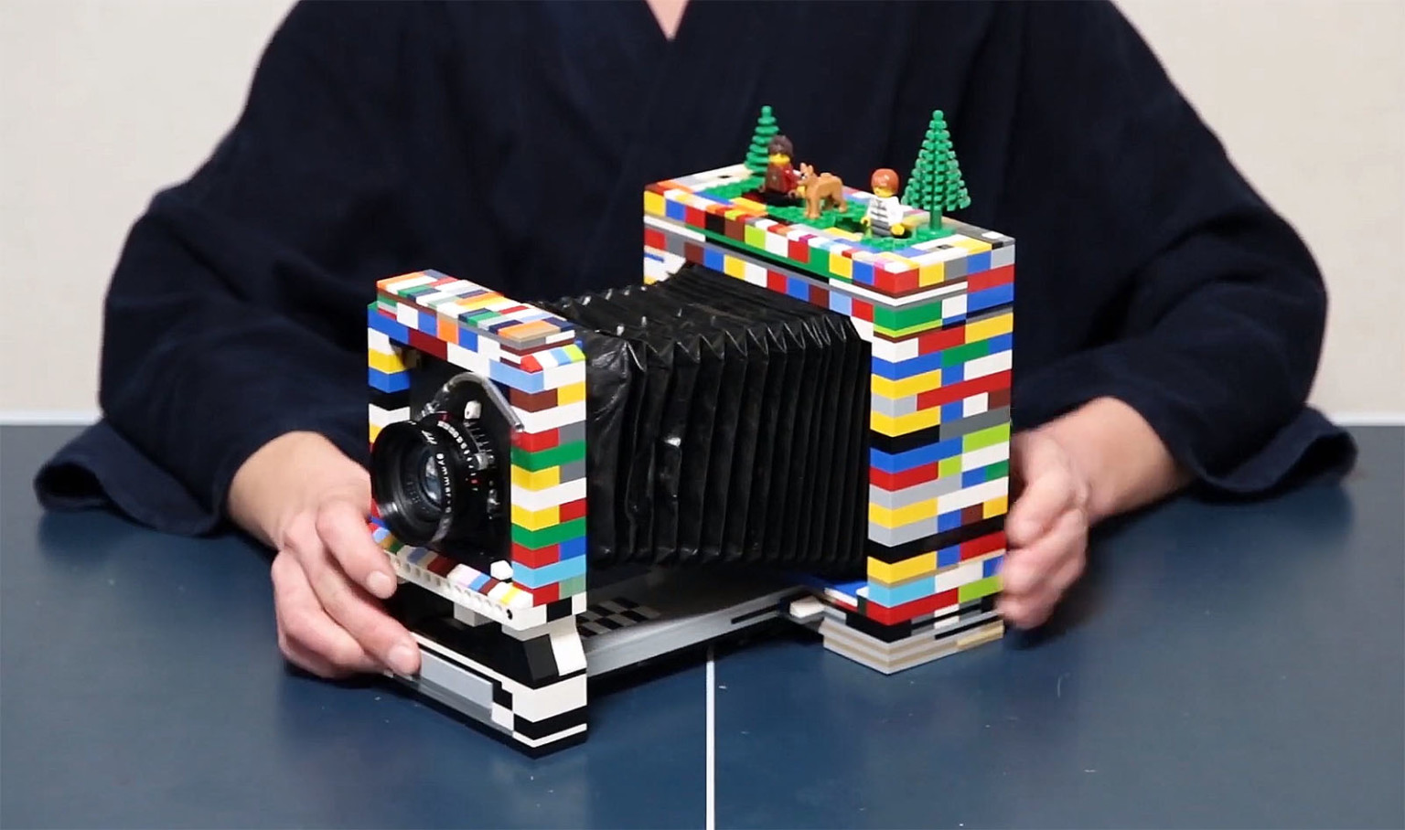 Photog Builds LEGO 4x5 Camera After Being Forced to Sell Favorite ...