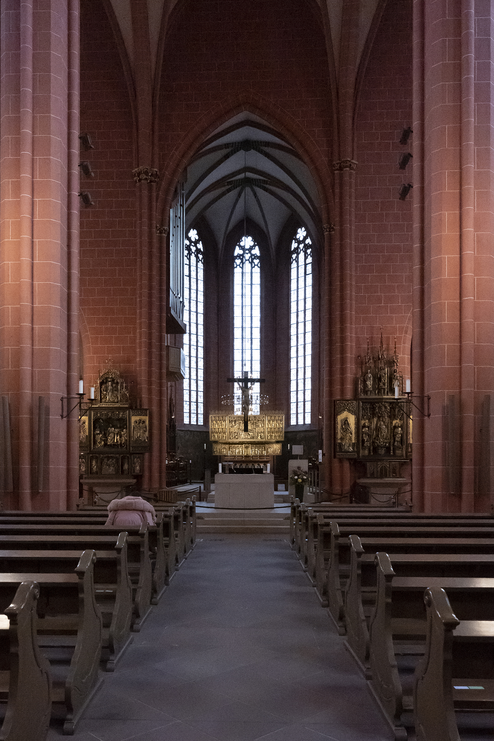 Leica SL2-S is an Action-Focused Camera: 24.6MP BSI Sensor, 25 FPS ...