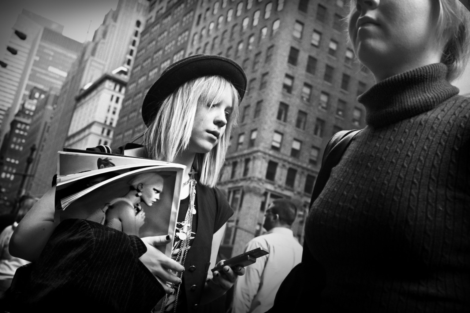 Enjoy These Incredible Top 25 Modern Street Photographs | PetaPixel