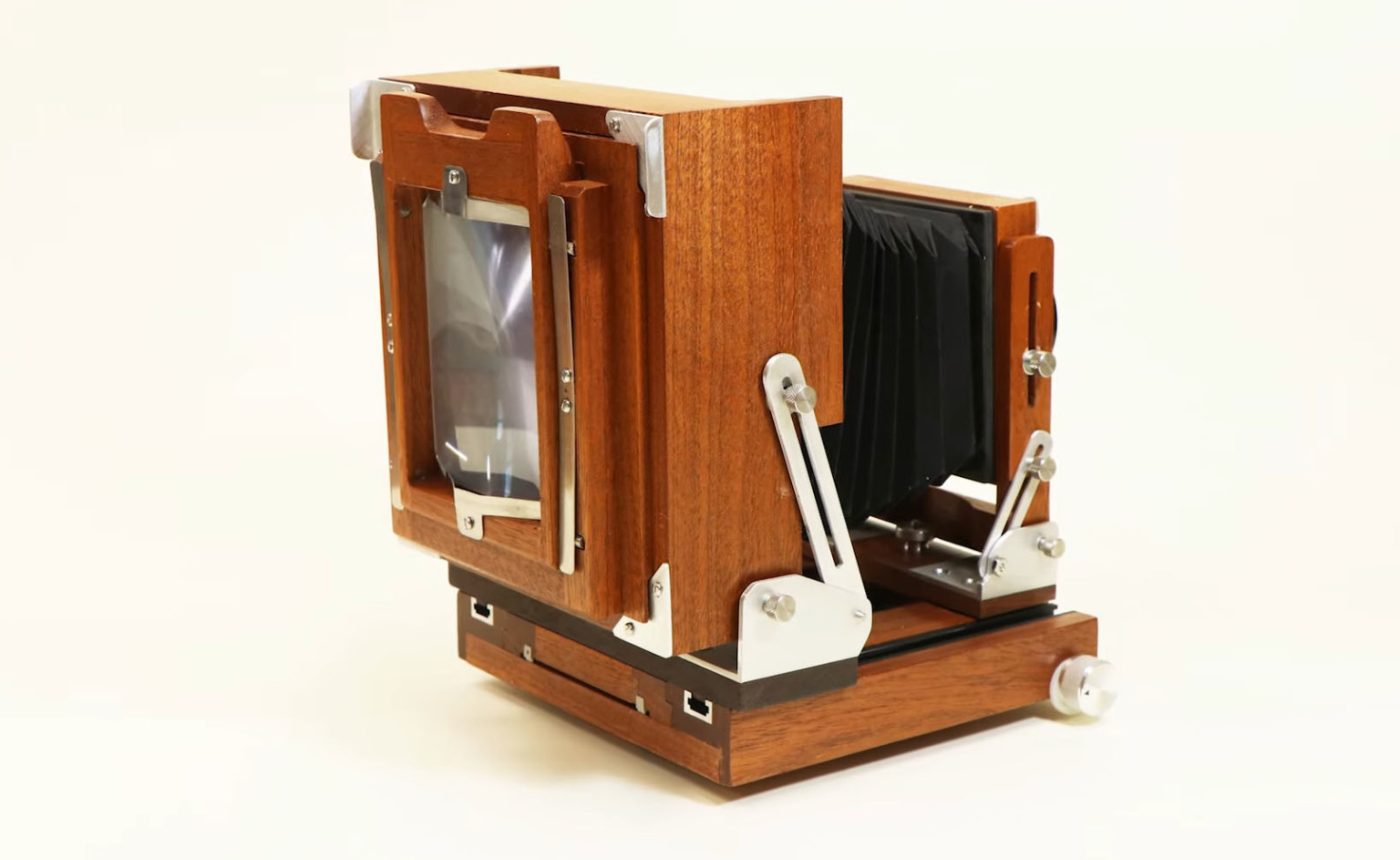 Watch an Expert Woodworker Build a Traditional Large Format Camera ...