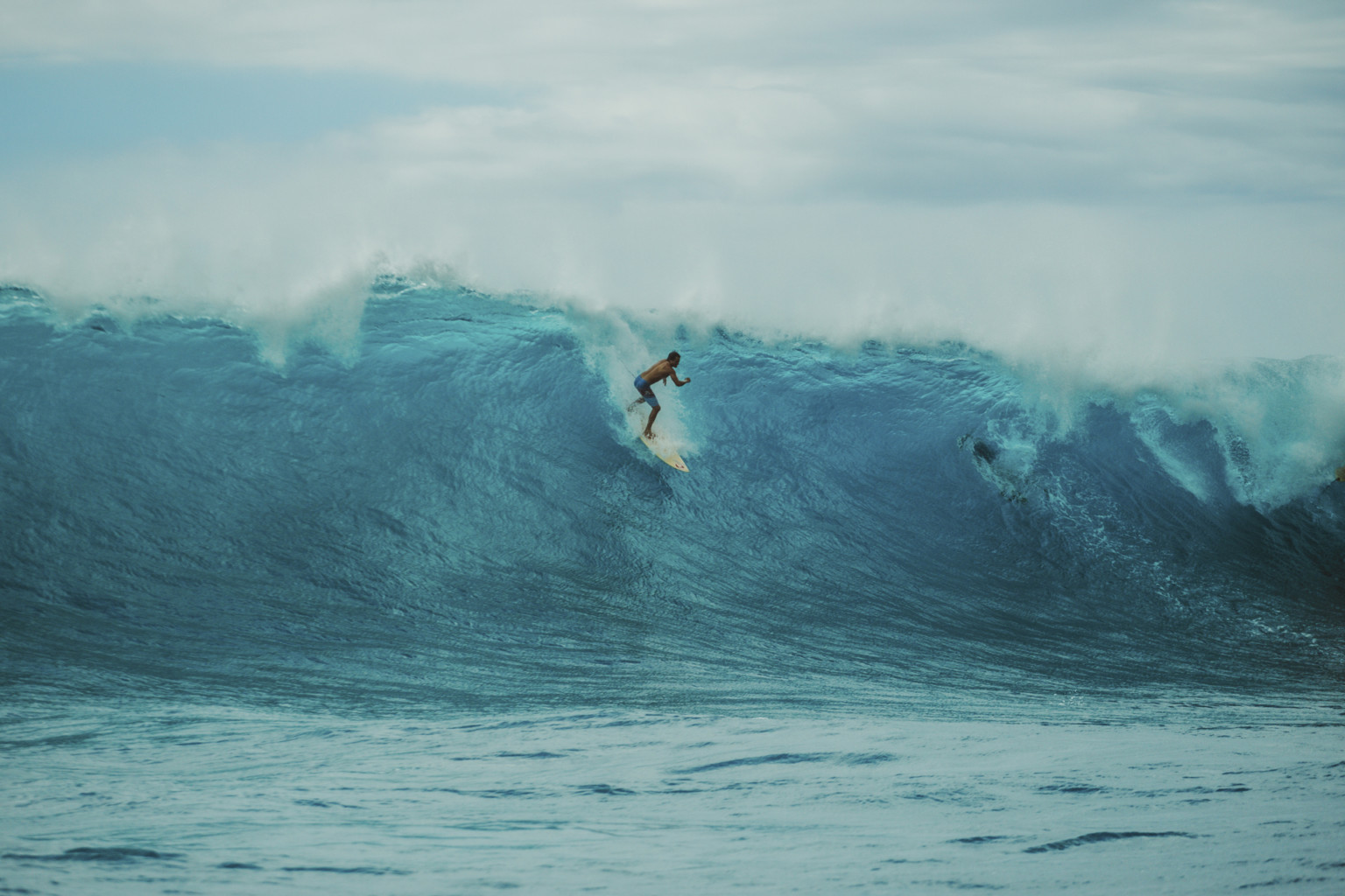 Red Bull Showcases Women Photographers Capturing Hawaii's Big Wave ...