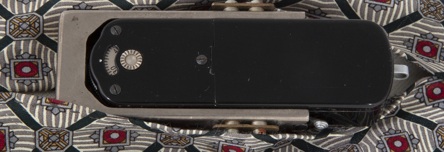 A Trove of Clever KGB Spy Cameras From the Cold War Are Up for Sale ...